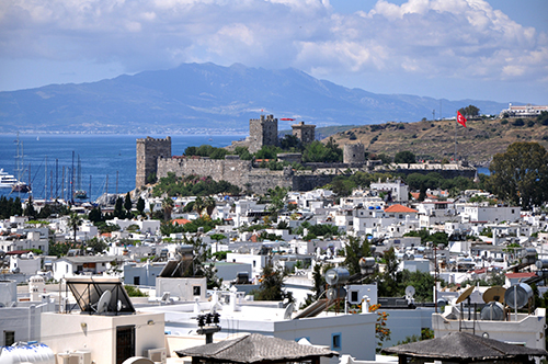 ARCHAEOLOGY: Mausolos, King of Halicarnassus